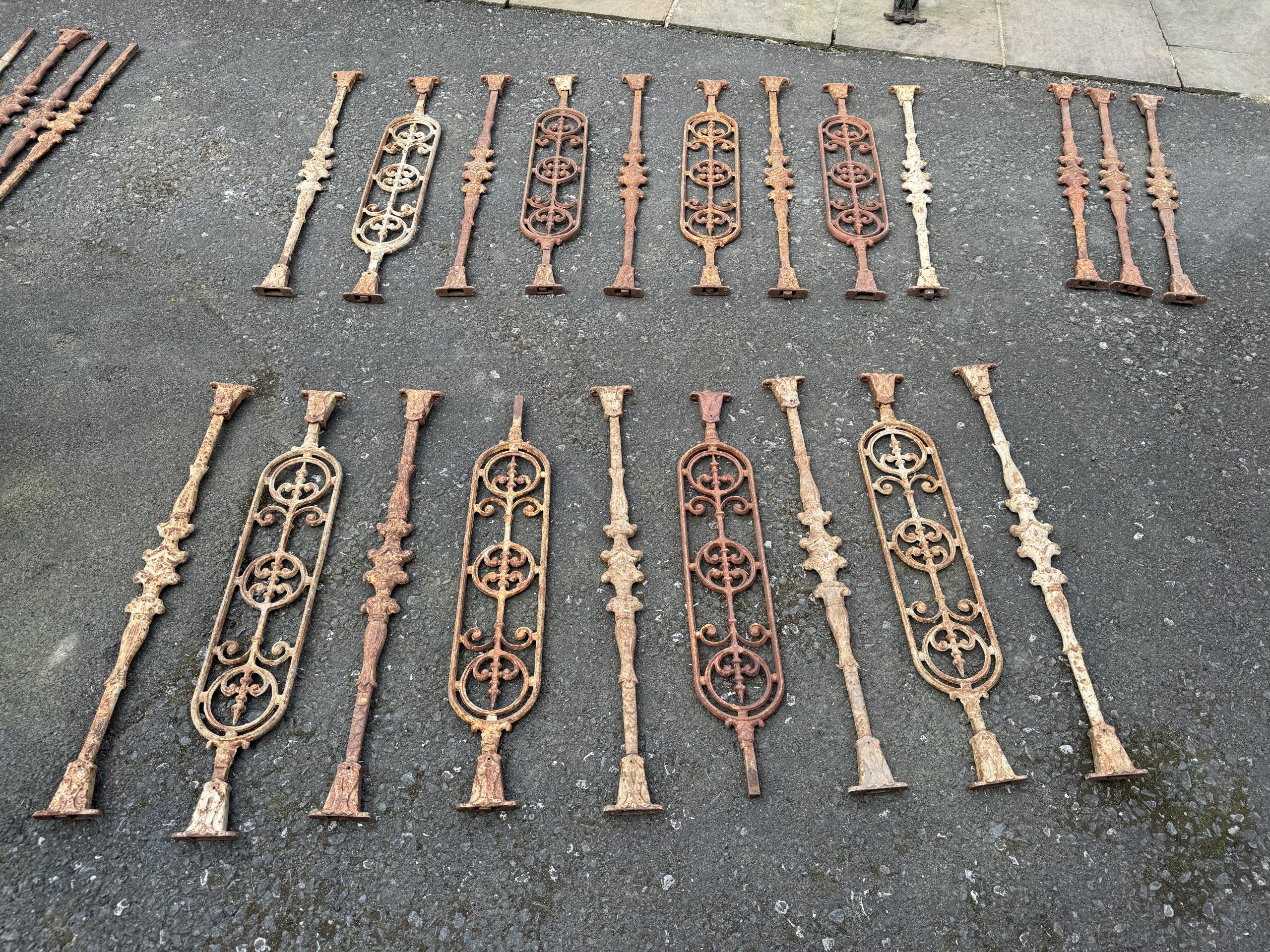Cast Iron Balusters - Squirrel Reclamation